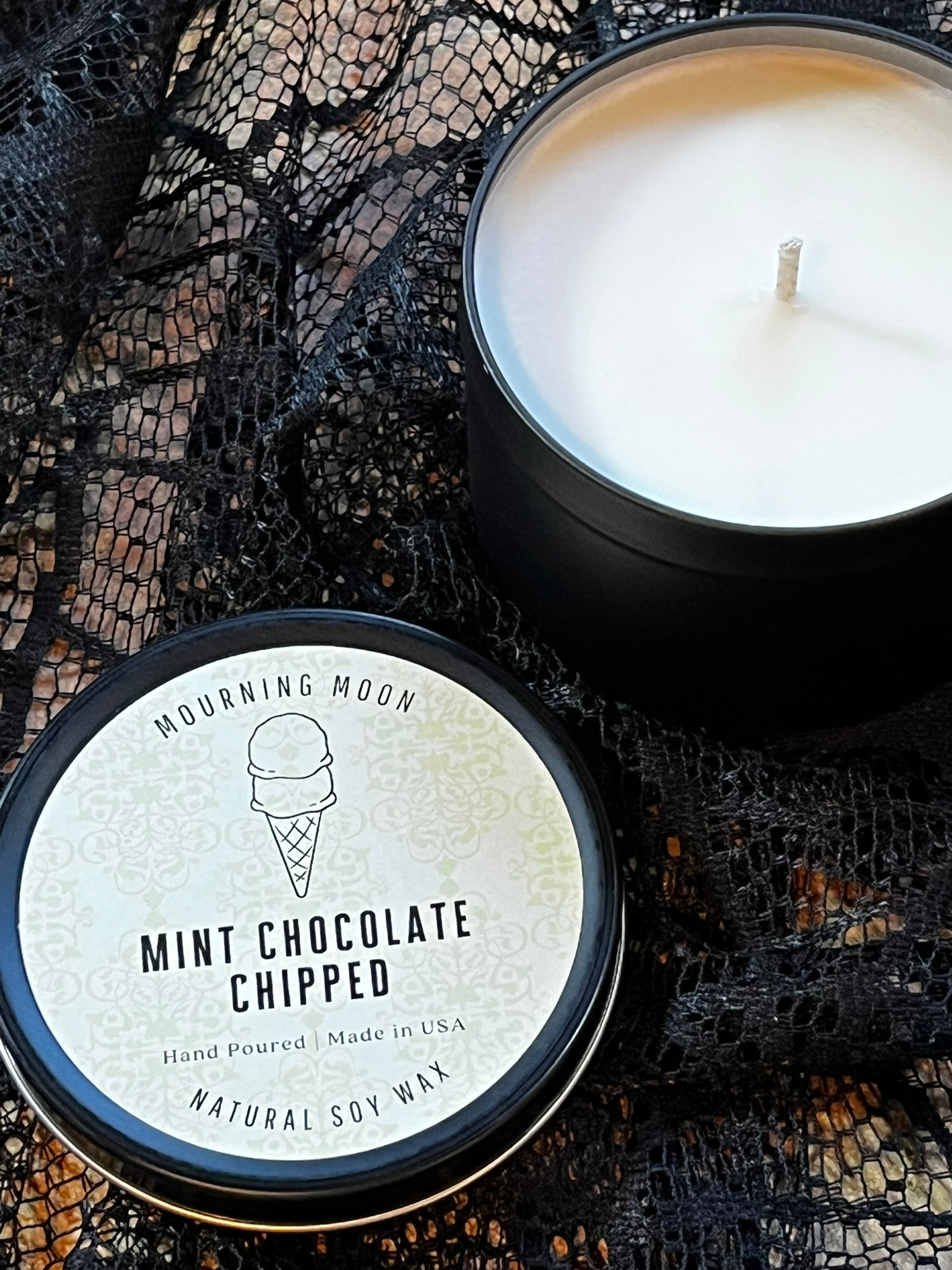 'Mint Chocolate Chipped' Soy Candle – Mourning Moon Candles